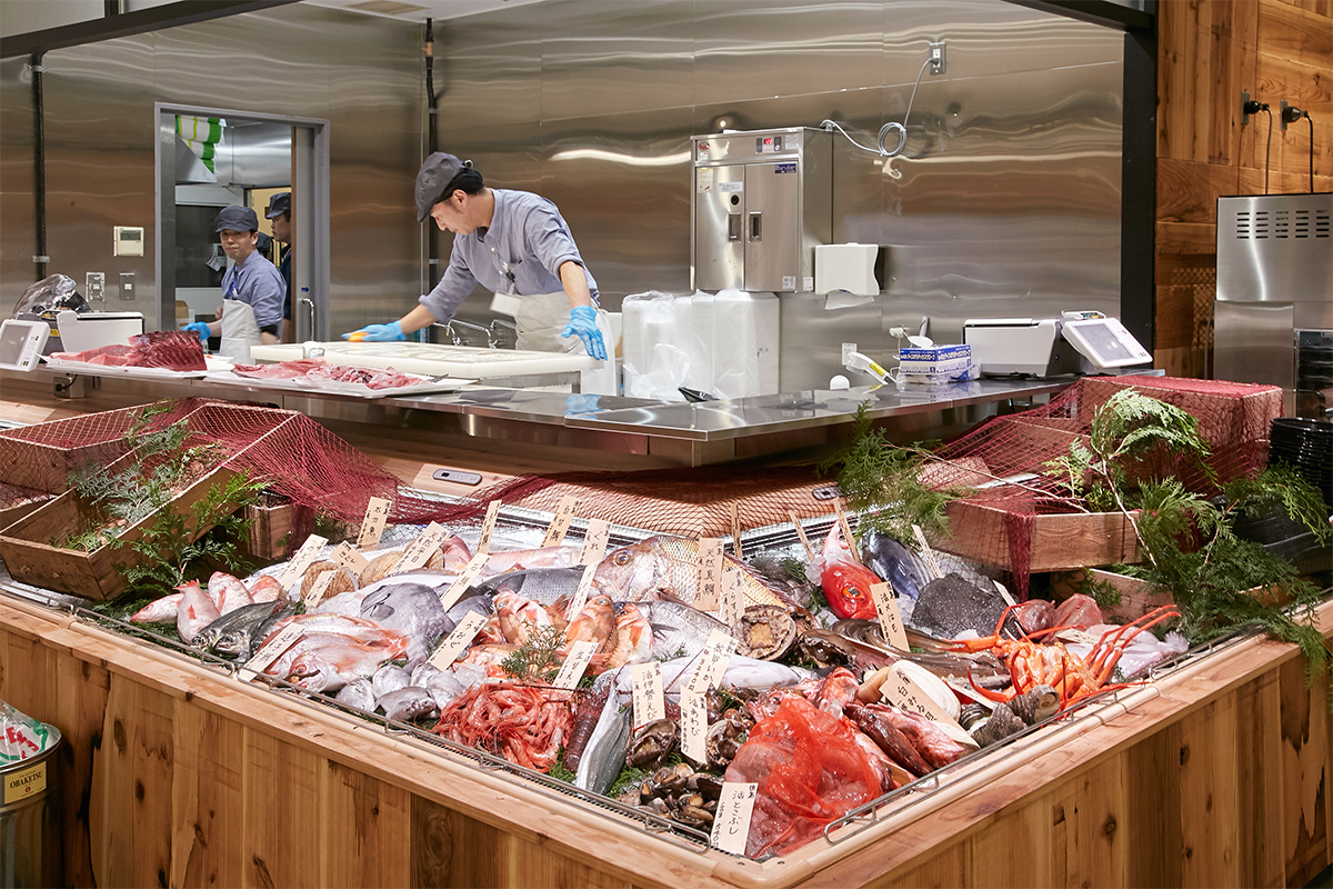 MUJI opened its world largest store in Osaka, with a focus on fresh ...