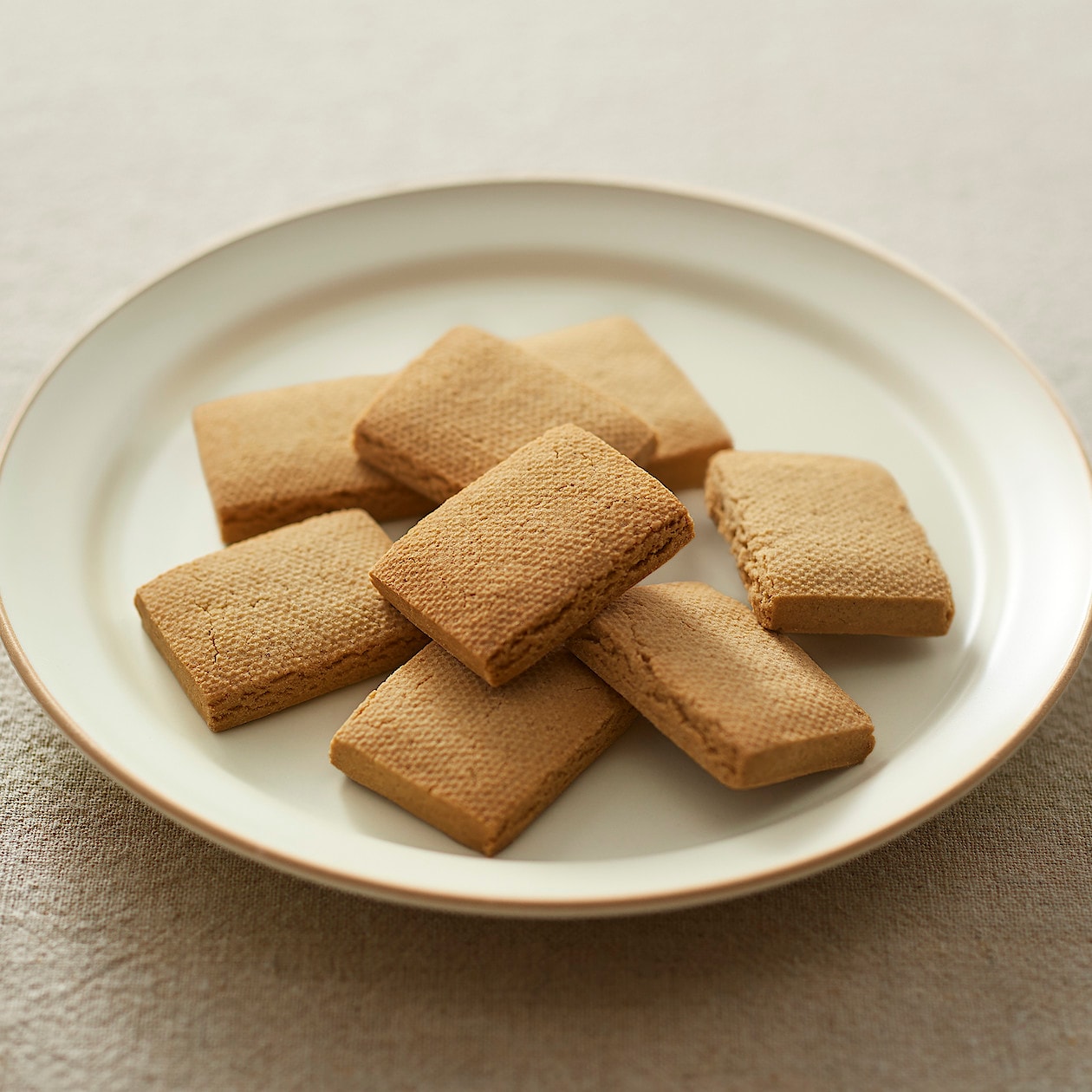 植物素材を生かしたお菓子 紅茶とスパイスのサブレ | 無印良品