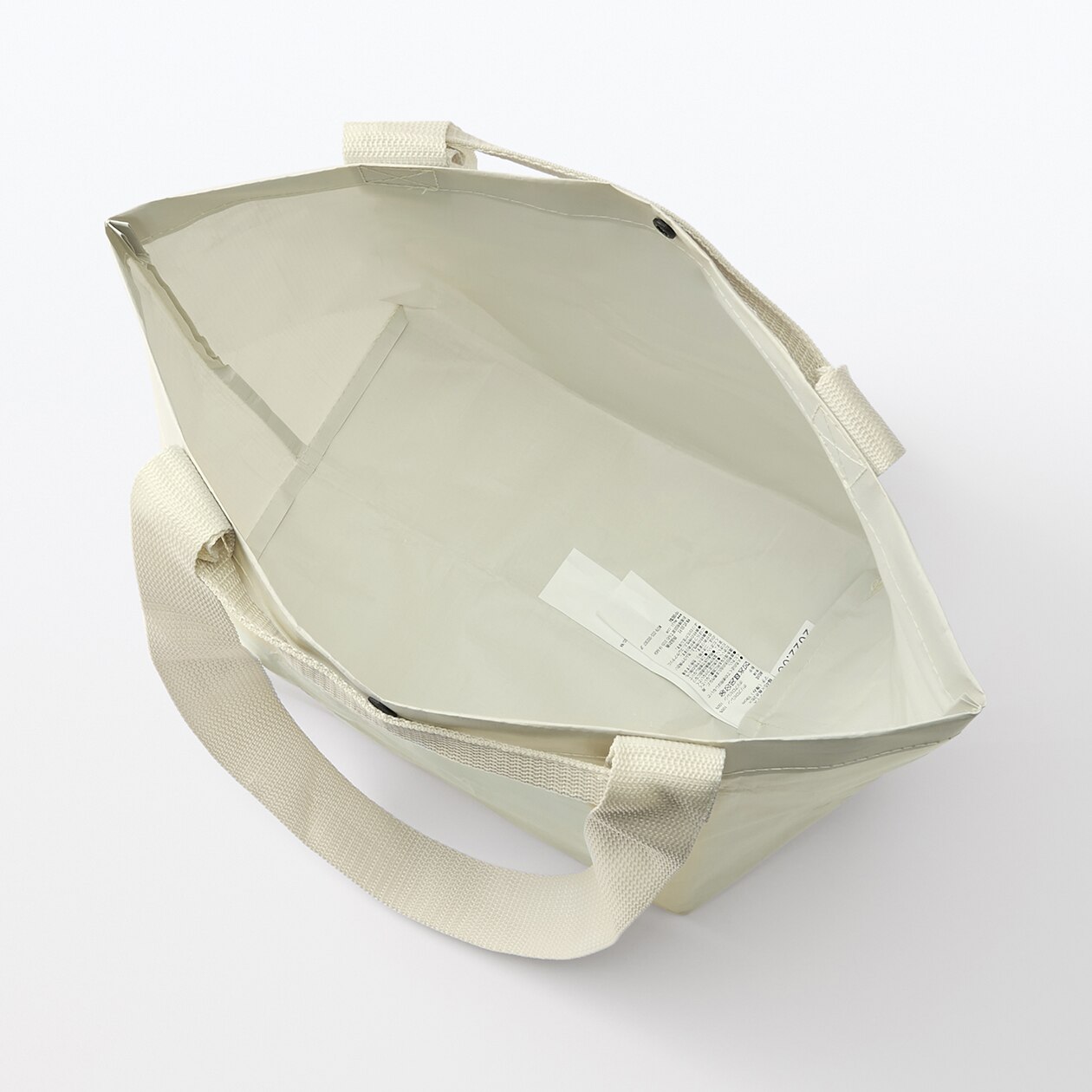 월간MUJI 6월 : 폴리프로필렌 시트 토트백 | 뉴스 | MUJI